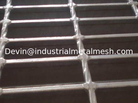 Hot Dipped Galvanized Serrated Steel Grating construction building materials steel grating supplier
