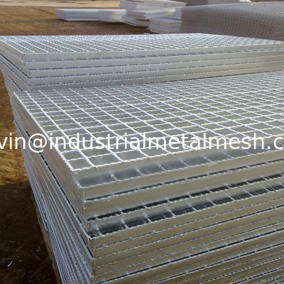 Hot Dipped Galvanized Serrated Steel Grating construction building materials steel grating supplier