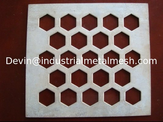Standard  EN  perforated oblong stainless steel sheet for decorative supplier
