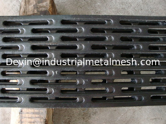 Standard  AISI stainless steel perforated sheet pans for household articles supplier
