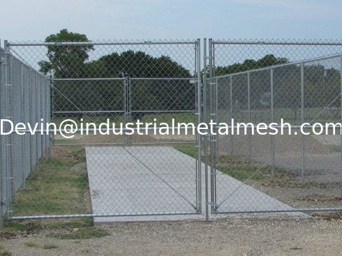 Hot sale high quality Galvanized chain link fence supplier