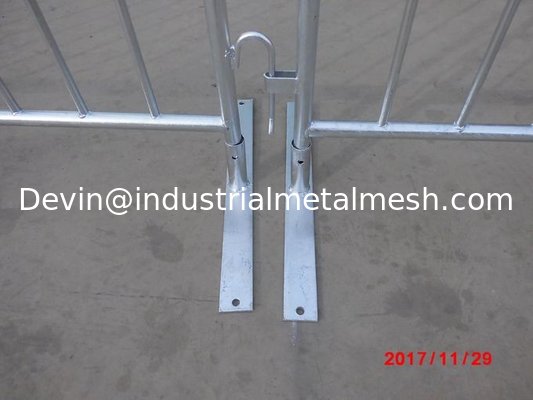 Galvanized Steel Road Fencing Crowd control barrier ,portable fence,traffic barrier temporary fence barricade supplier