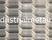 Hot Dipped Galvanised Expanded Metal Mesh , Expanded Stainless Steel Mesh Grill For Fencing / Fiji supplier
