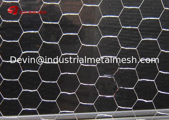 Galvanized Hexagonal Chicken Wire Mesh Screen 0.9 X 30 M Roll Anti Oxidation supplier