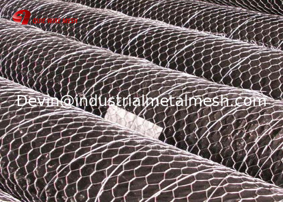 galvanized or pvc coated rabbit netting / poultry net hexagonal wire mesh supplier