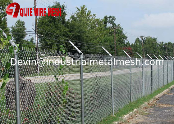 China Supplier Yellow Chain Link Fence, Yard Guard Chain Link Fence supplier