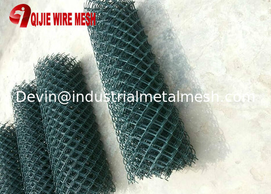 China Manufacturers White Chain Link Fence Rolls With Low Prices supplier