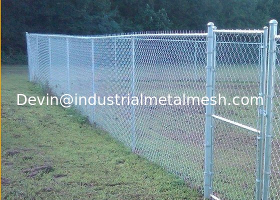China Supplier Black Colors Of Residential Chain Link Fence supplier