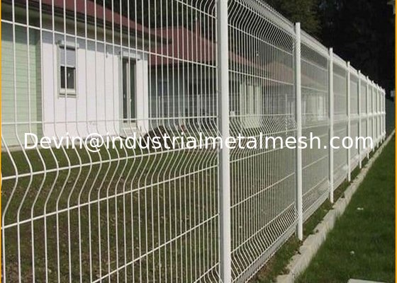 Triangle Curved Welded Wire Mesh Fence/Nylofor 3d Fence supplier