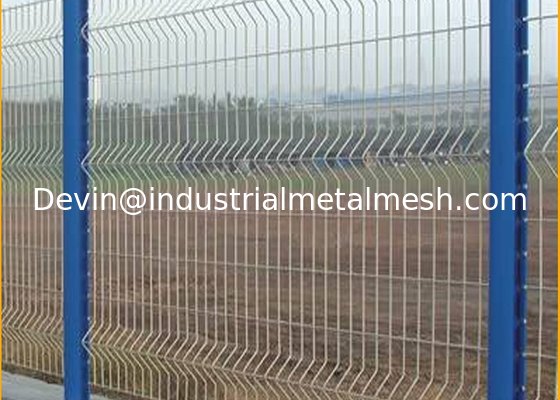 Welded Curved Fence 3d Curved Welded Wire Mesh Panel Fence supplier