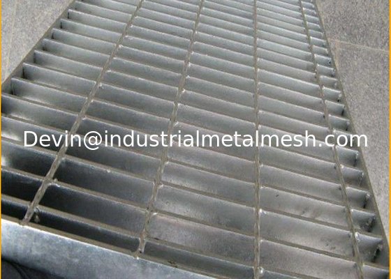 Sales For United Stase Low Price Road Drainage Steel Grating / Drainage Channel Stainless Steel Grating supplier