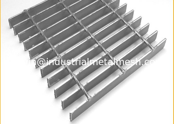 Outdoor Grate Sidewalk Drainage Grating Cover Plate Catwalk Steel Grating supplier