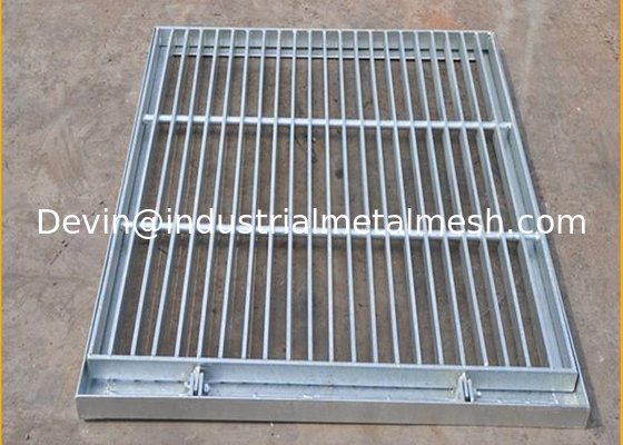 Steel Grating,Steel Frame Lattice,Steel Grating Plate Floor Serrated Steel Grating For Water Drainage supplier