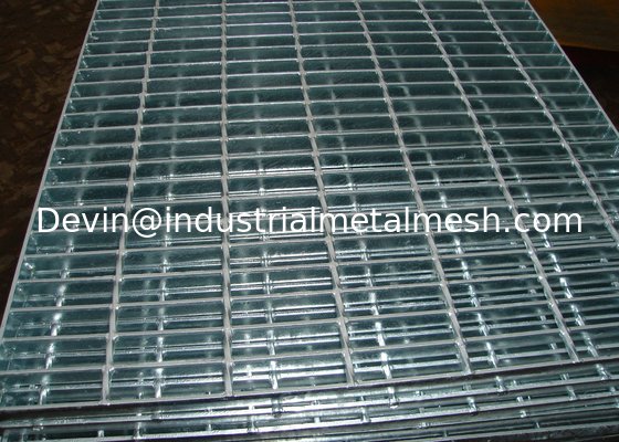 Hot Dip Galvanized Serrated Driveway Steel Grating And Drain Cover Used Stainless Steel Grating supplier