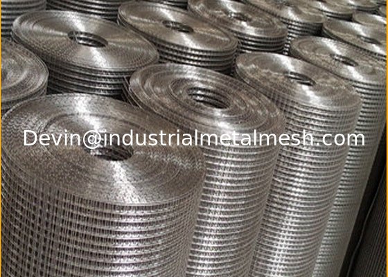 Zinc Coated Galvanized Welding Wire Mesh For Poultry Cage supplier