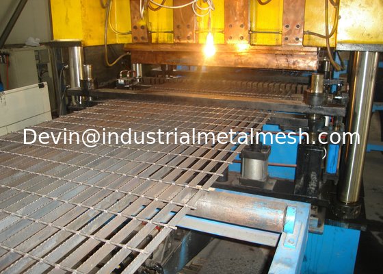 Galvanized Composite Steel Grating,Steel Grating Flooring 30x3 Galvanized Steel Grating supplier