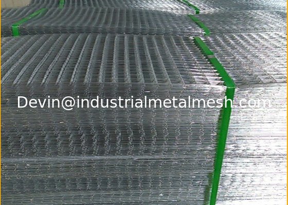 Galvanized Rabbit Cage Wire Galvanized Welded Wire Mesh supplier
