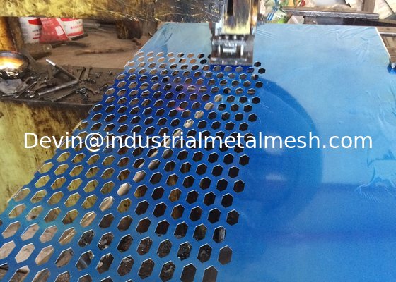 Standard  Round Shape Stainless Steel Perforated Sheet Pans For Household Articles supplier