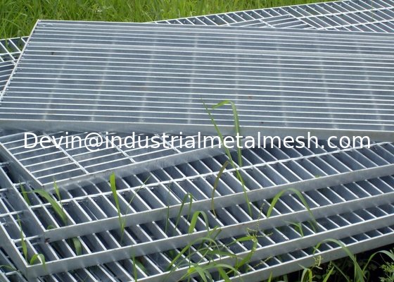 Metal Building Materials Hot Dipped 32 X 5mm Galvanized Steel Grating supplier