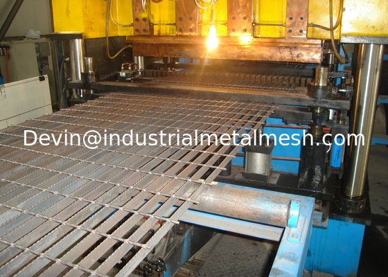 Hot Sale Galvanized Steel Grating Used For Suspended Ceiling Black Steel Grating supplier