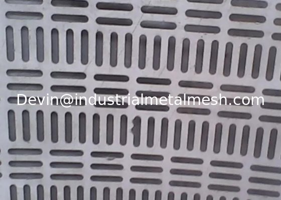 Standard  8mm Pitch Polished Stainless Steel Perforated Sheet For Fencing supplier