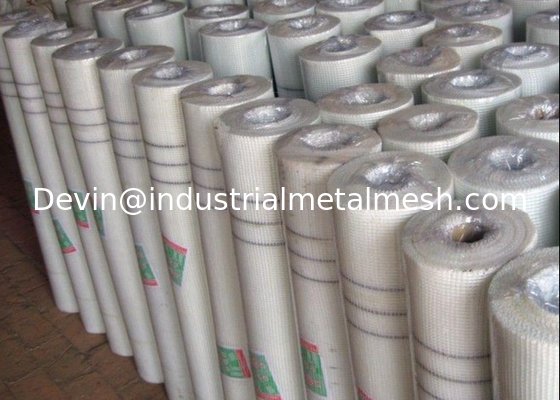 2016 Hot Sell 160g 4x4mm Fiberglass Mesh Tape For Heat Insulation Materials supplier