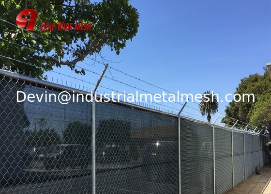 3.0mm Galvanized Chain Link Fence In Good Price Wholesale Low Price Chain Link Fence supplier