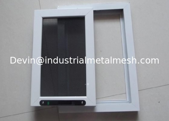 Black Powder Coated Ss304 Wovening Screen Mesh For Window & Door Screen supplier