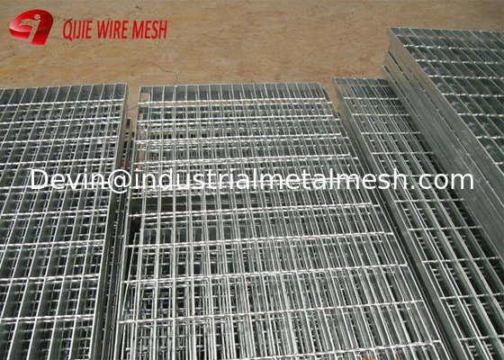 Hot Dip Galvanized Steel Grati/ Good Stainless Steel Grating Price For Building Drainage Channel Stainless Steel Grating supplier
