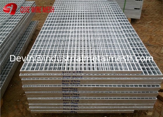 Hot Dip Galvanized Serrated Driveway Steel Grating And Drain Cover Used Stainless Steel Grating supplier
