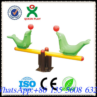 Kids Outdoor Plastic Seesaws/Seesaw play equipment for kids outdoor QX-096B supplier