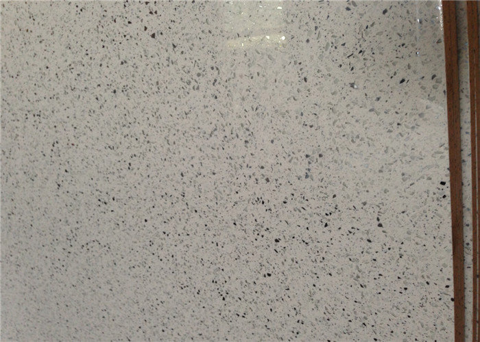 1.5cm Platinum White Quartz Stone Thin Slabs For Bathroom Floor Tiles / Wall Panels