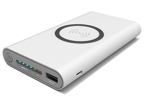 Fashion 3 In 1 QI Wireless Power Bank 10000mah 135*73*19mm Dimension OEM Support