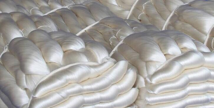 Chinese mulberry silkworm cocoons silk raw yarn
