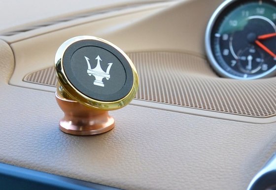 China 24K Gold Plated New Design Magnetic Mobile Phone Holder distributor