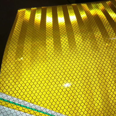 3m High Intensity Prismatic Reflective Sheeting Series 3930 Like Yellow Sign 0.35mm 1.22M X 45.7M