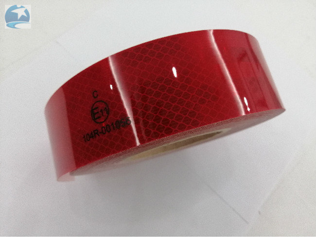 Truck Red Reflective Tape For Vehicles Excellent Corrosion Solvent Resistance