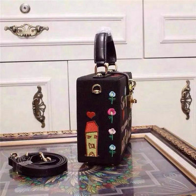 China Outlet Wholesale Designer Handbags,Cheap Replica Handbags for Women
