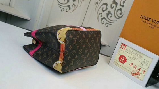 Replica Louis Vuitton Handbags,Wholesale Cheap Louis Vuitton NéoNoé Monogram Replica Bags for Sale