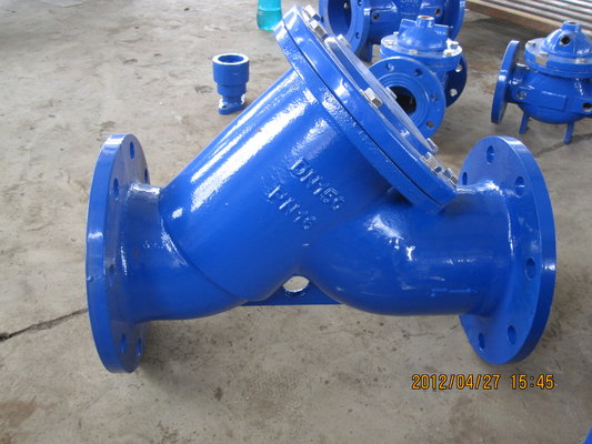 Ductile Iron Y Type Strainer Blue Color With Ss316 Screen DIN Standard