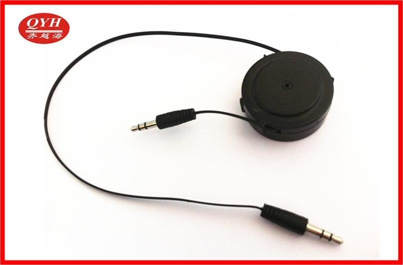 One Way Retractable Audio Cable , 3.5mm Stereo Male To Male Audio Aux Cable