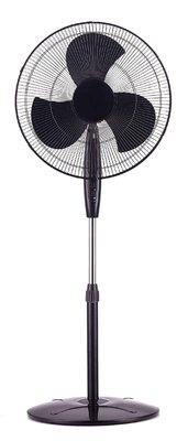 China 3 Blade 60W Electric Stand Fan 3 Speed 18 Inch ETL With Pedestal supplier