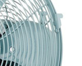 Japan 110V Portable Electric Fan Mint Green 12inch Desk Fan 3 Speed Copper Motor supplier