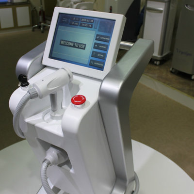 Effective 1.2cm Focal  10.4 Inch Screen For Body Slimming HIFU Machine