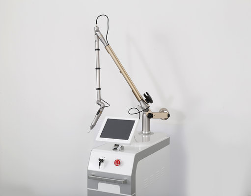 Newest high quality q switched nd yag laser tattoo removal machine / professional nd yag laser scar removal equipment