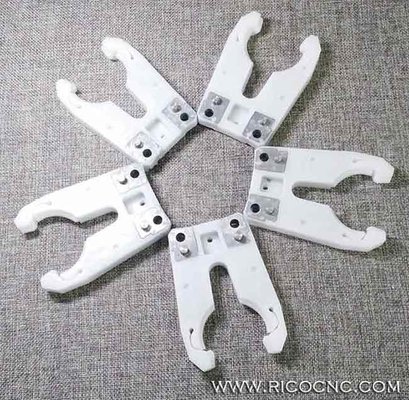 ISO30 Tool Forks  White ATC Gripper Plastic CNC Tool Holder Fingers for ISO30 Tooling