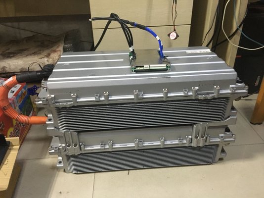 24V 100Ah LpCO battery microvast 10000 life cycle and non-flamable liquid full fill in tank