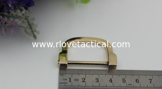 Factory Supply 31mm Zinc Alloy D Ring&Light Gold D Shape Buckles for Handbag