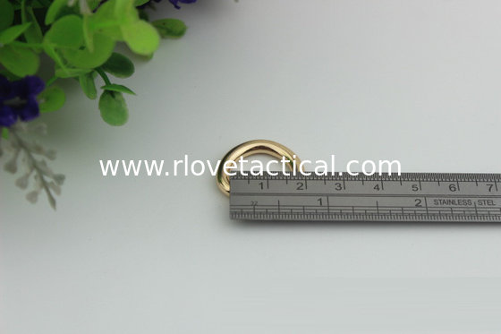 China cheap factory 17mm light gold metal wire iron D Ring for bags strap
