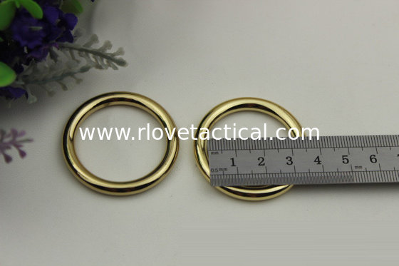 China custom fancy zinc alloy light gold 32 mm metal o ring manufacture